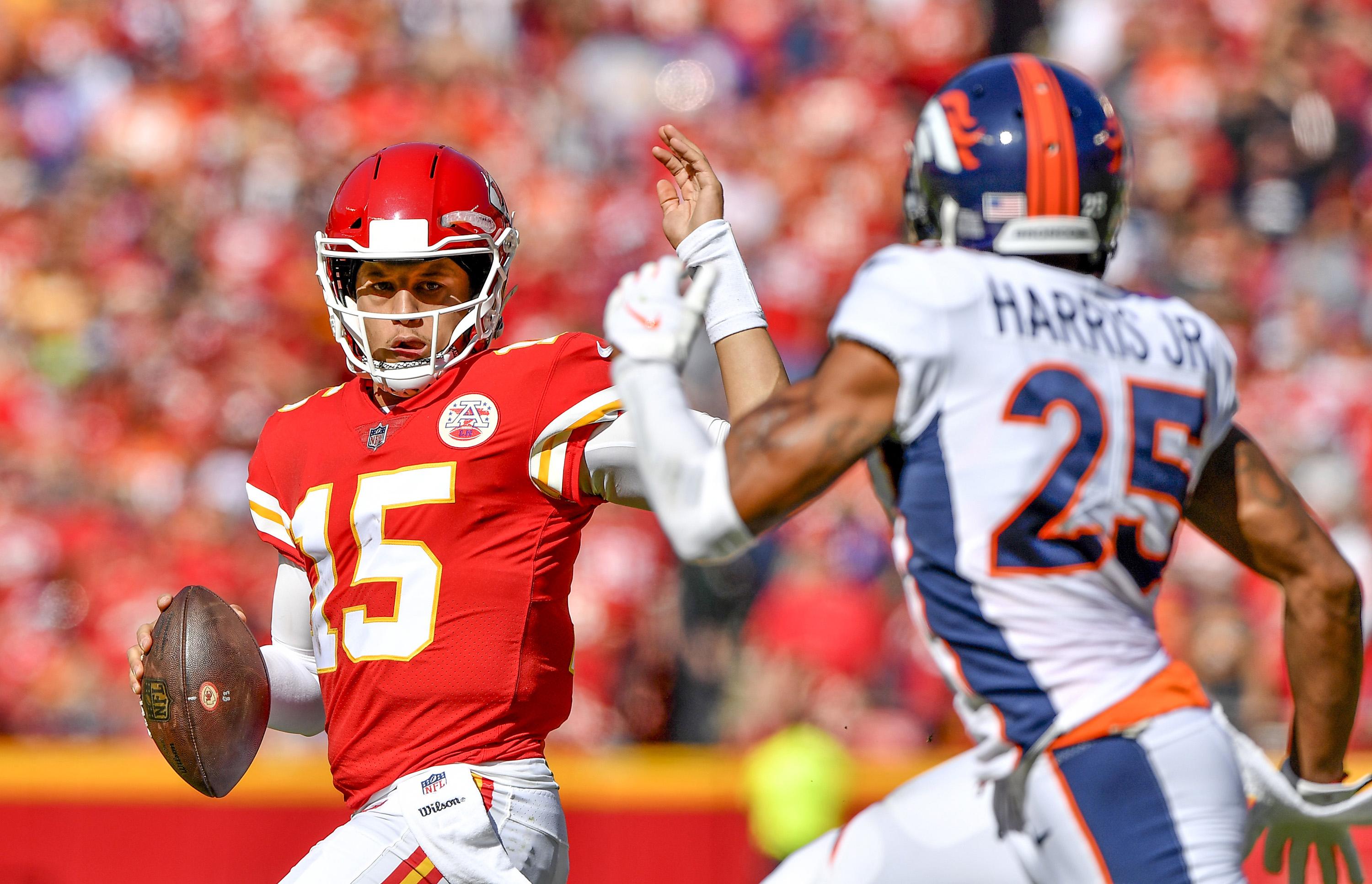 Chiefs hold on late, stuff Broncos in divisional win - The Iola Register