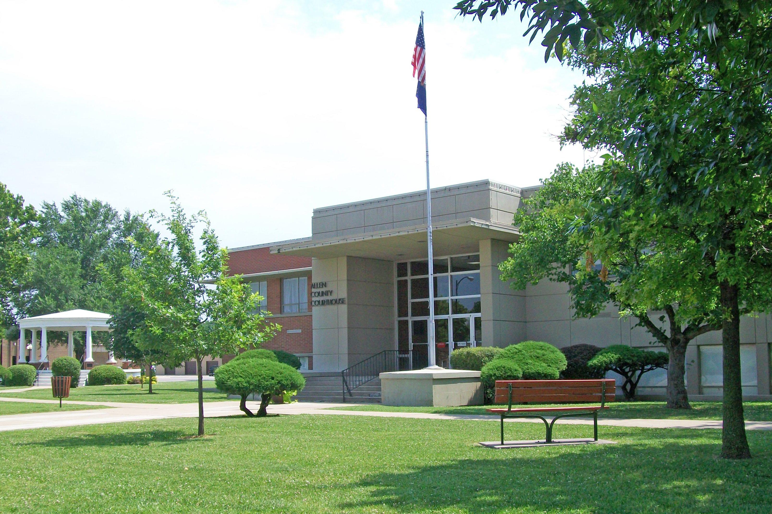 257 gets help with security - The Iola Register