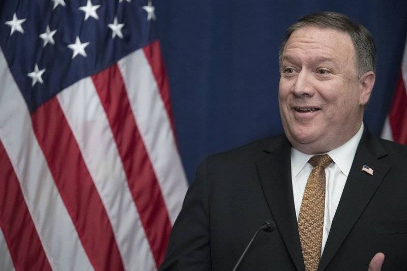 Courtship of Pompeo clouds 2020 Senate race - The Iola Register