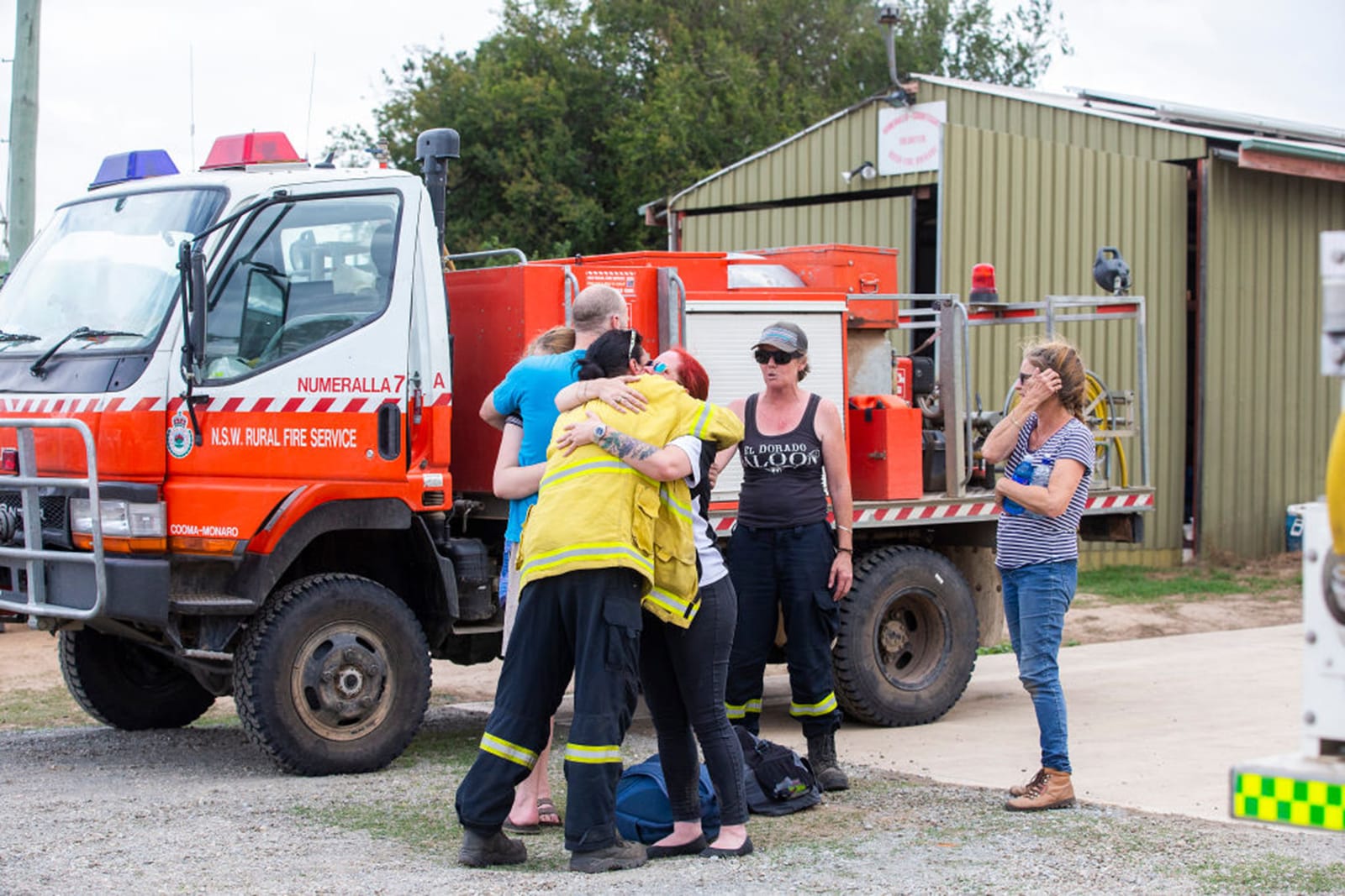 Australia tries to recover bodies of 3 from US wildfire crew - The Iola ...