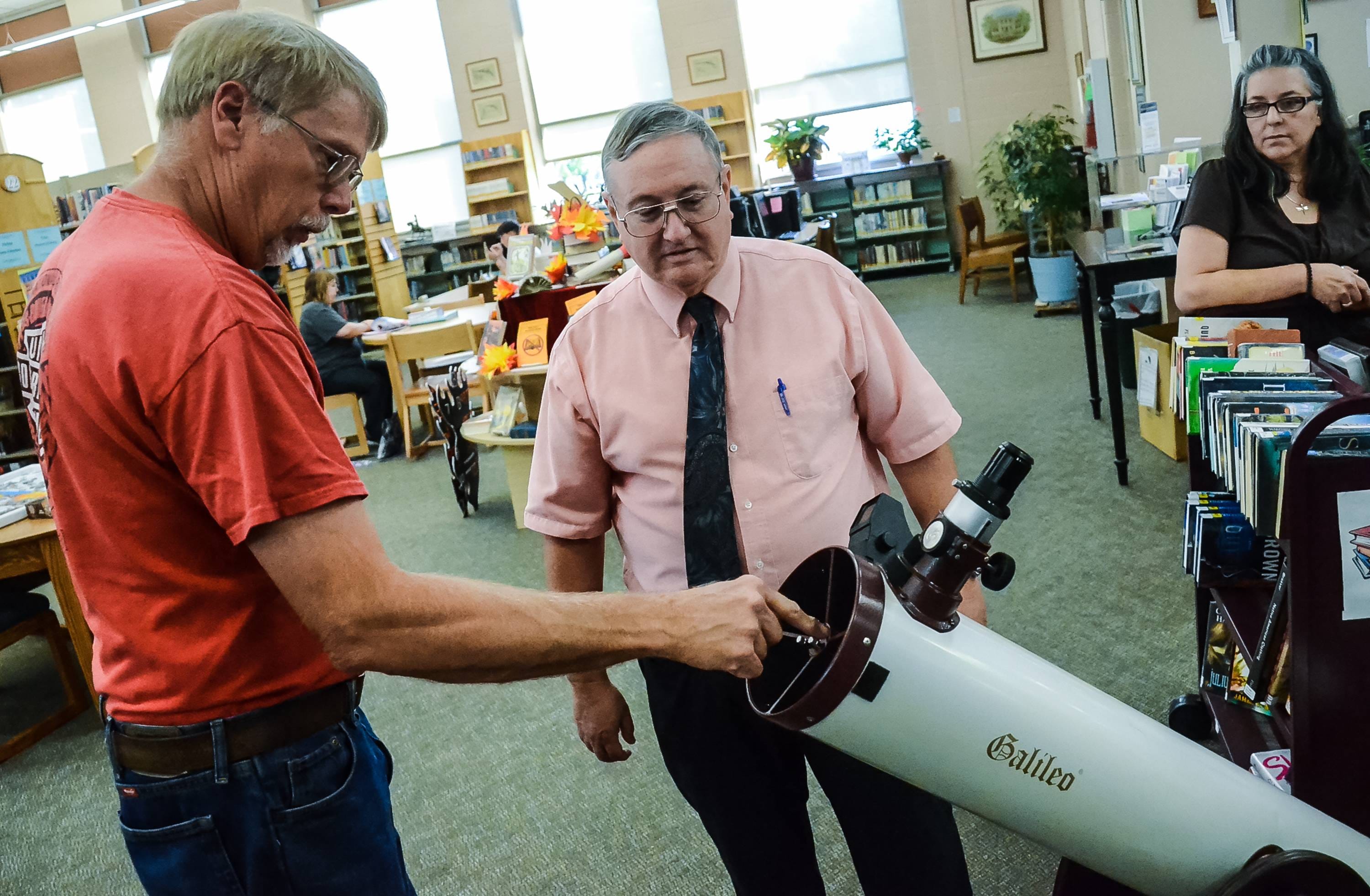 Iola library receives a stargazing gift - The Iola Register