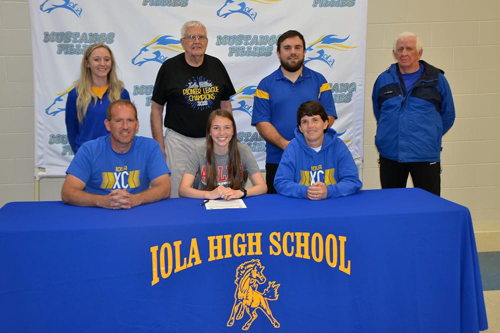 Bycroft signs to run with Allen - The Iola Register