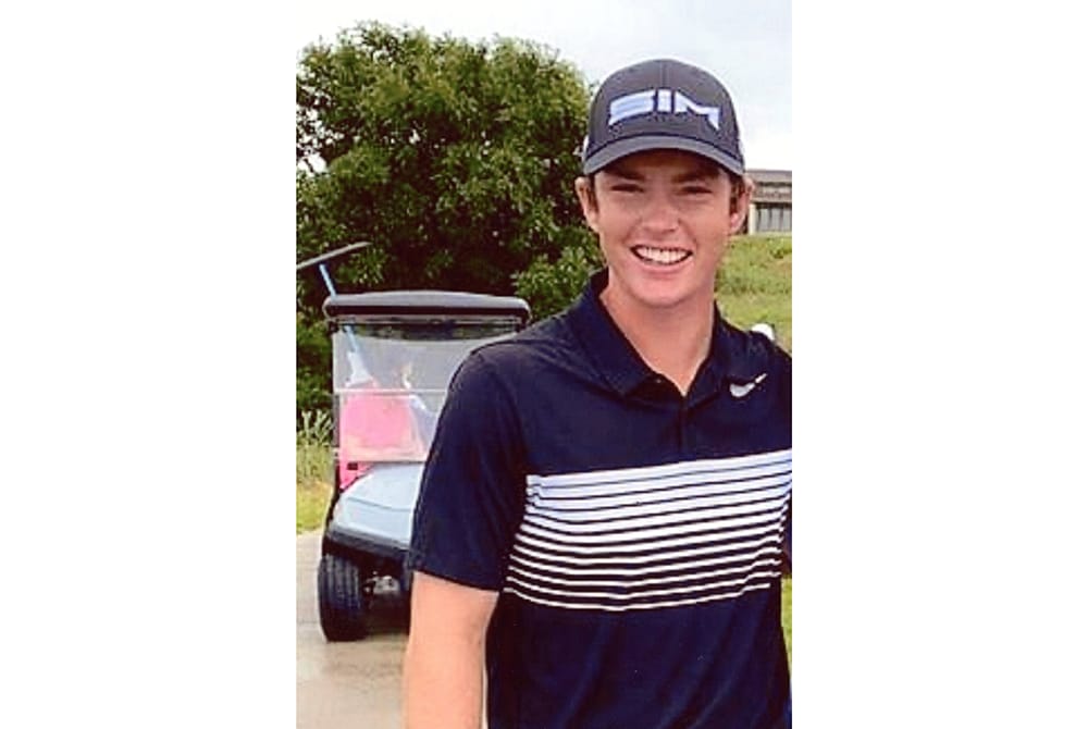 Percy takes trophy at golf tourney - The Iola Register