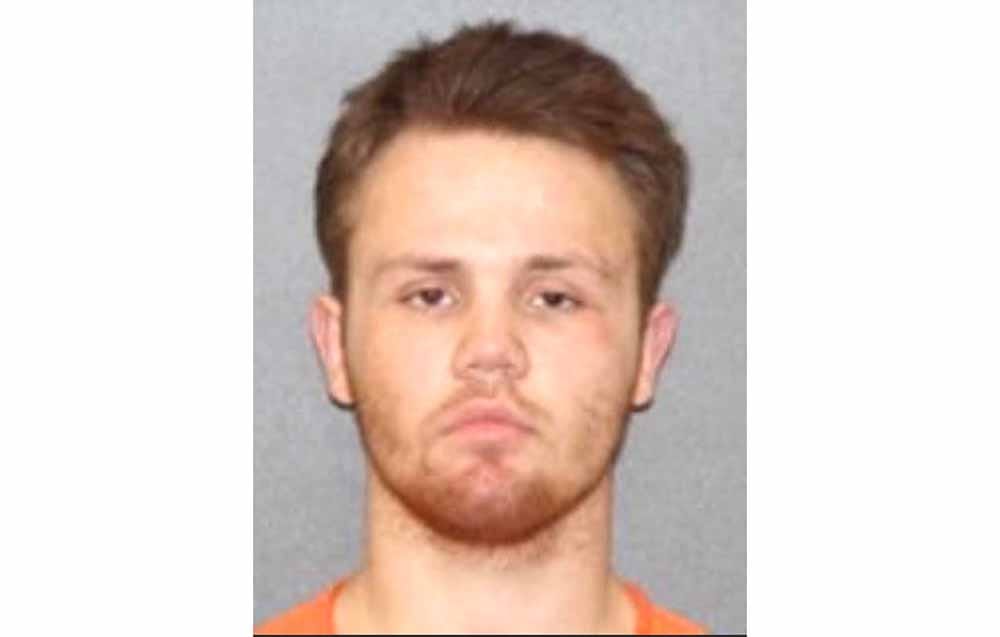 Fugitive arrested in Yates Center - The Iola Register