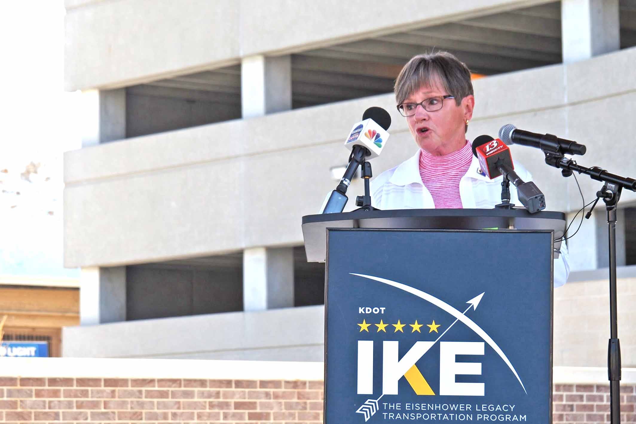 Kelly announces infrastructure projects - The Iola Register