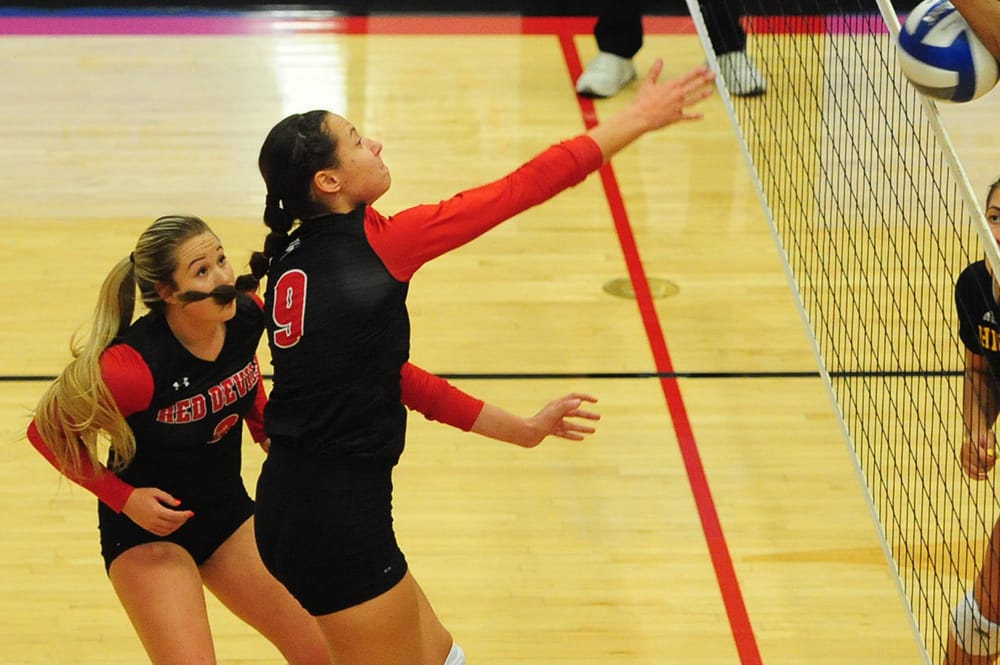 Red Devils pick up key conference road win - The Iola Register