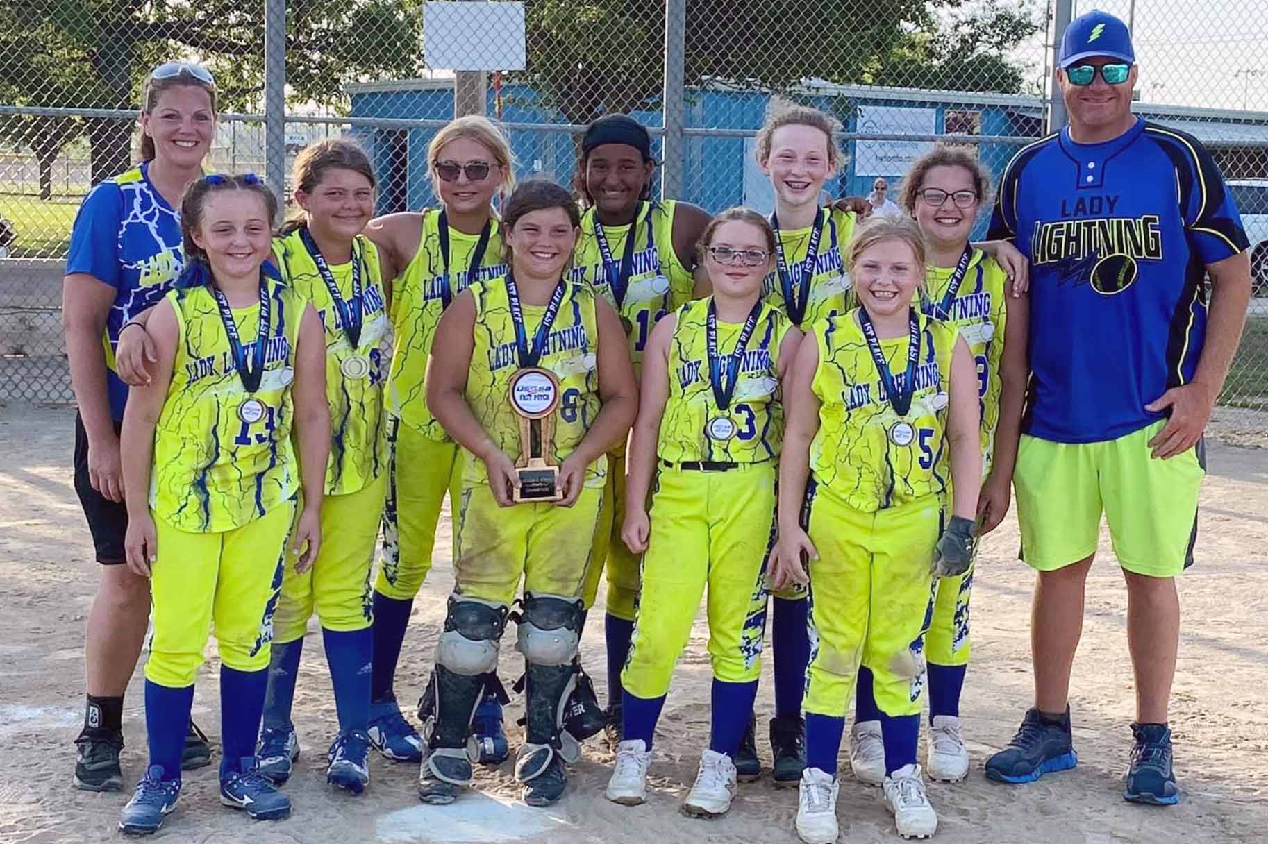 Lady Lightning lays down the thunder - The Iola Register