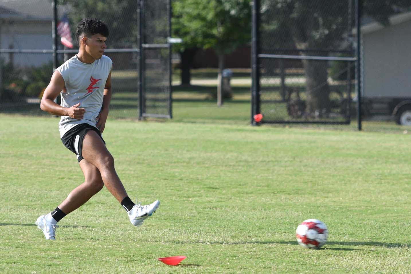 Allen soccer splits matches at NO-T - The Iola Register