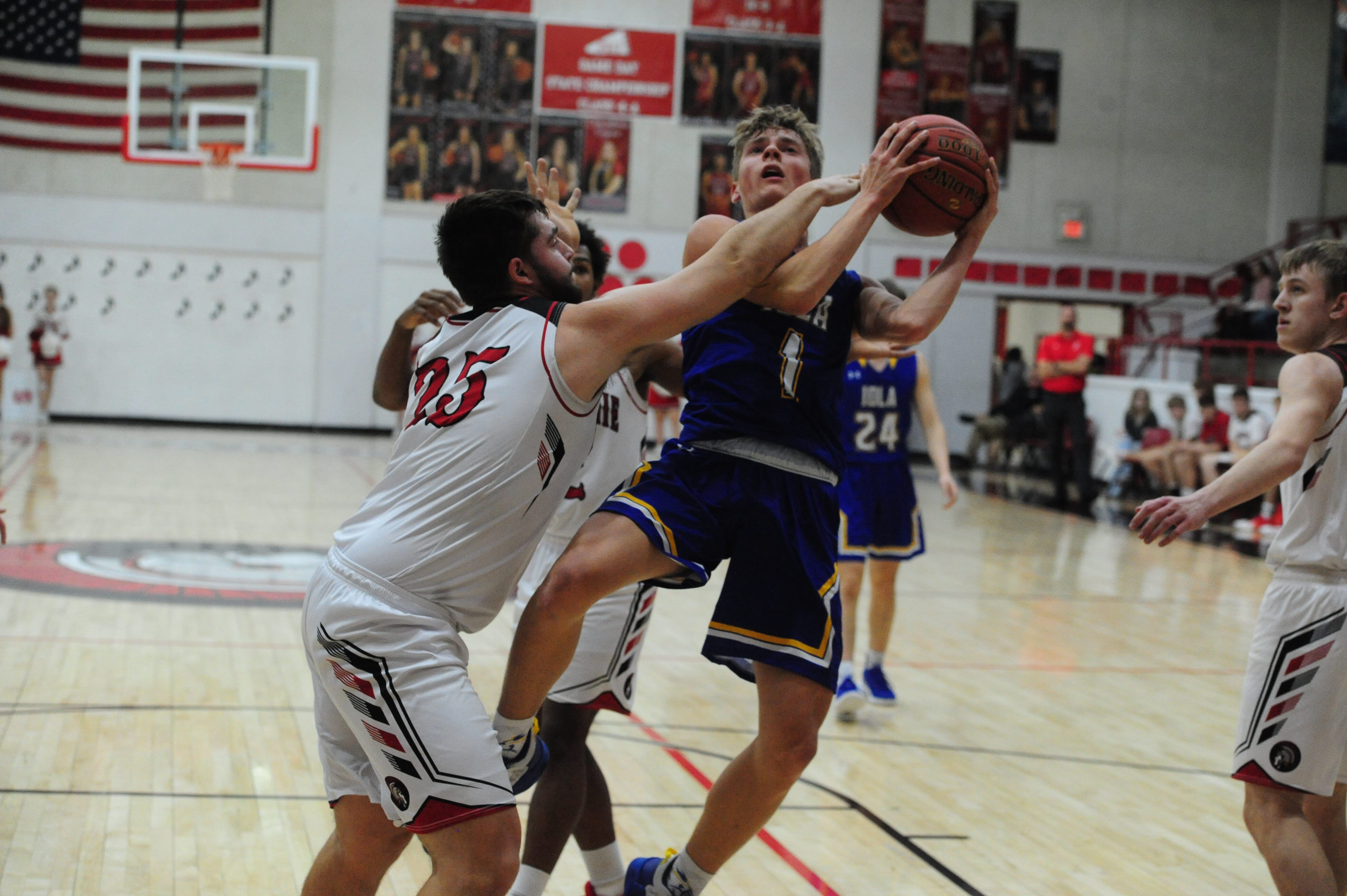 Iola focused on competing - The Iola Register