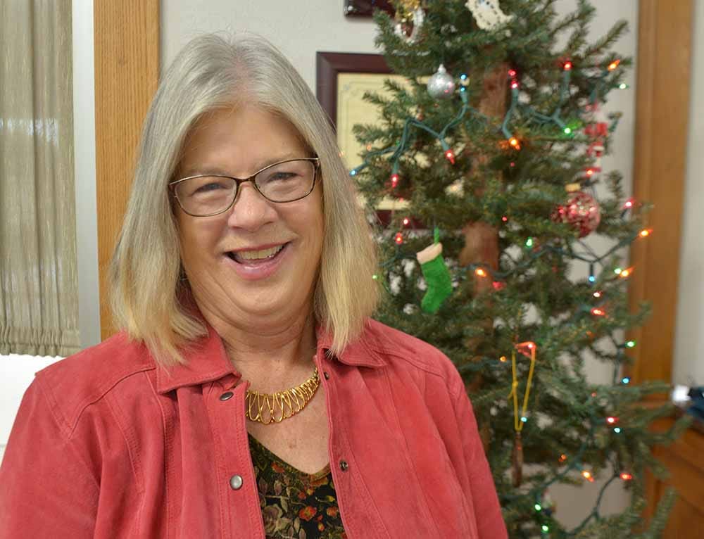 Christmas memories: Singing brings joy to Works’ world - The Iola Register
