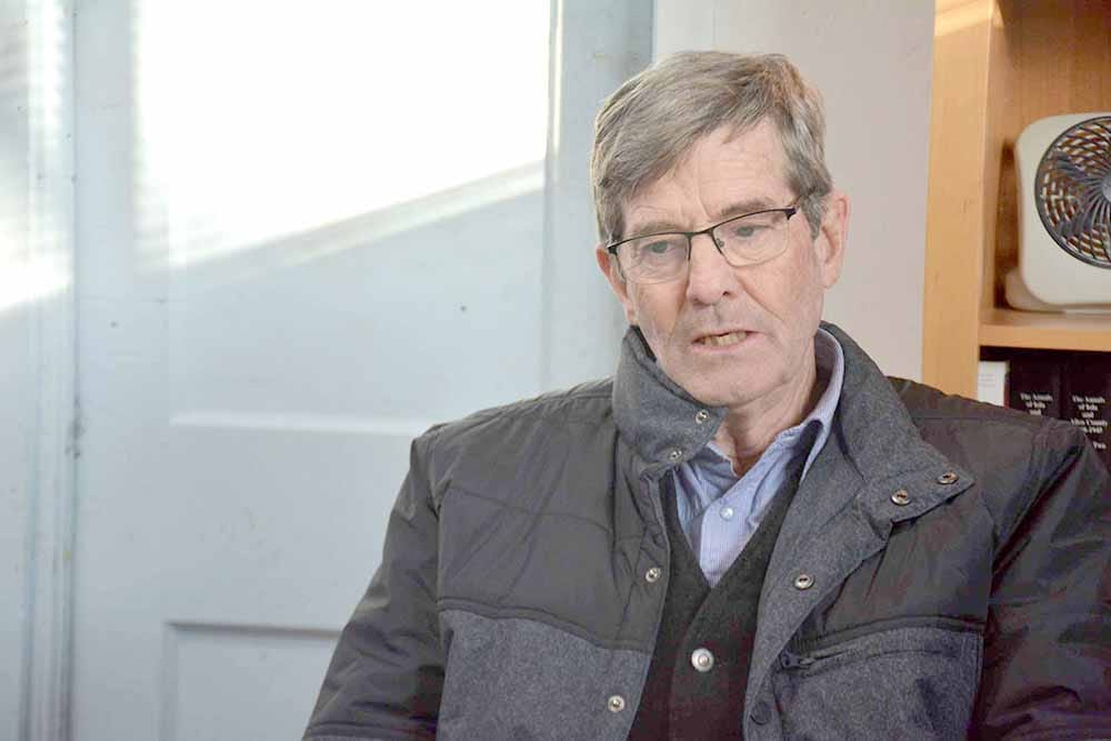 Dr. Gardner goes to Topeka - The Iola Register