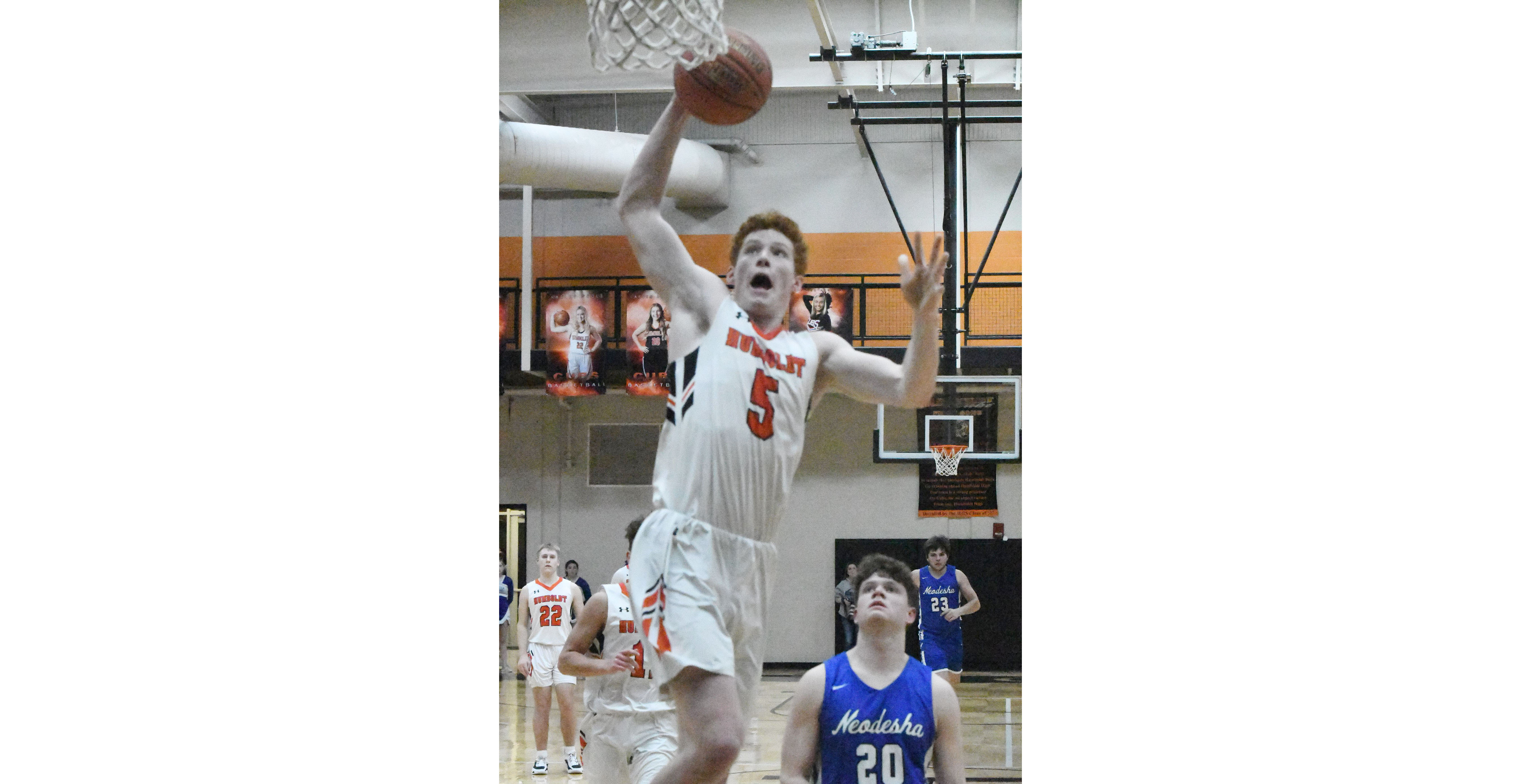 Cubs get behind defense, Hull to take down Neodesha - The Iola Register