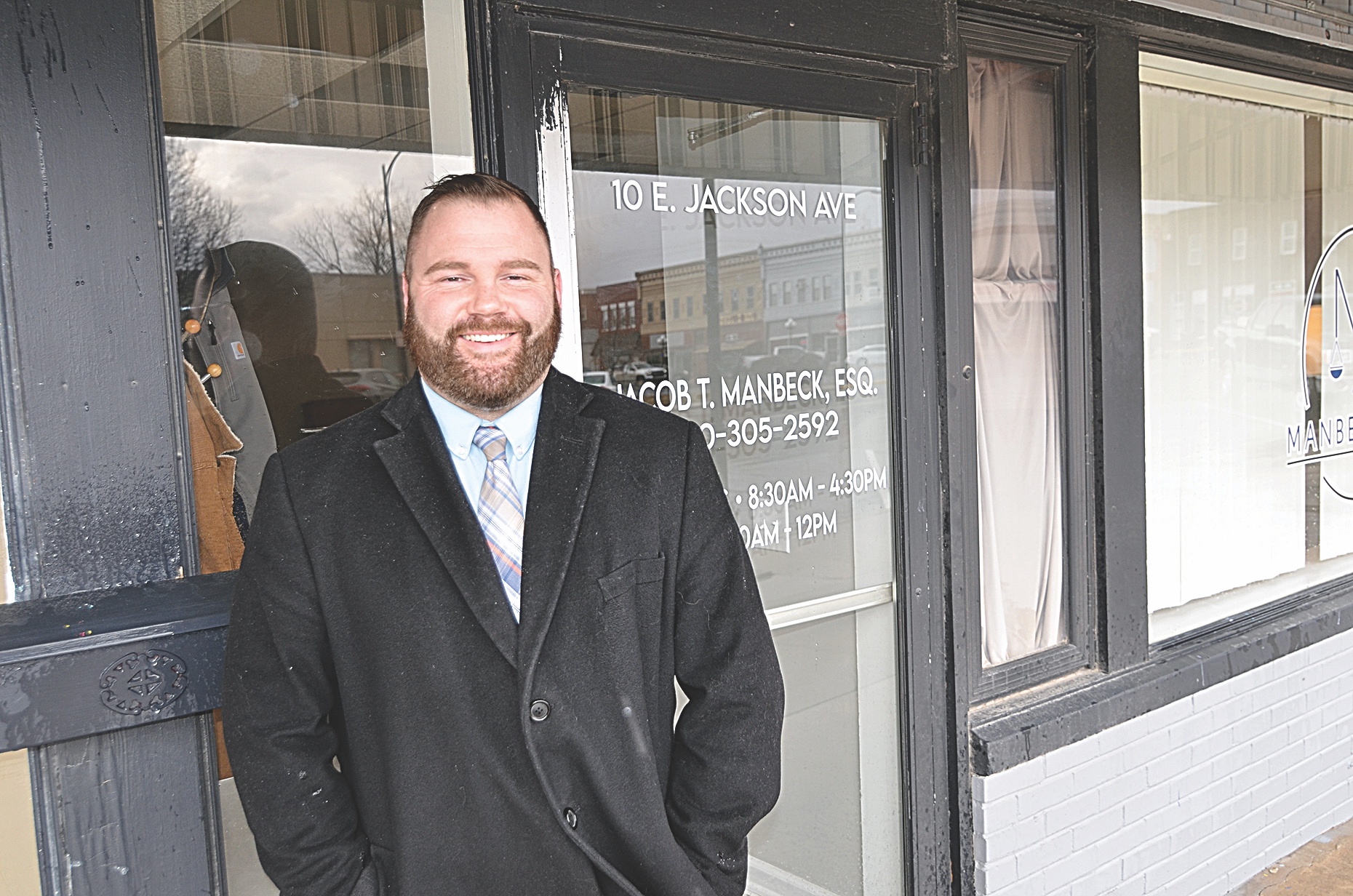 Lawyer spreads his wings - The Iola Register