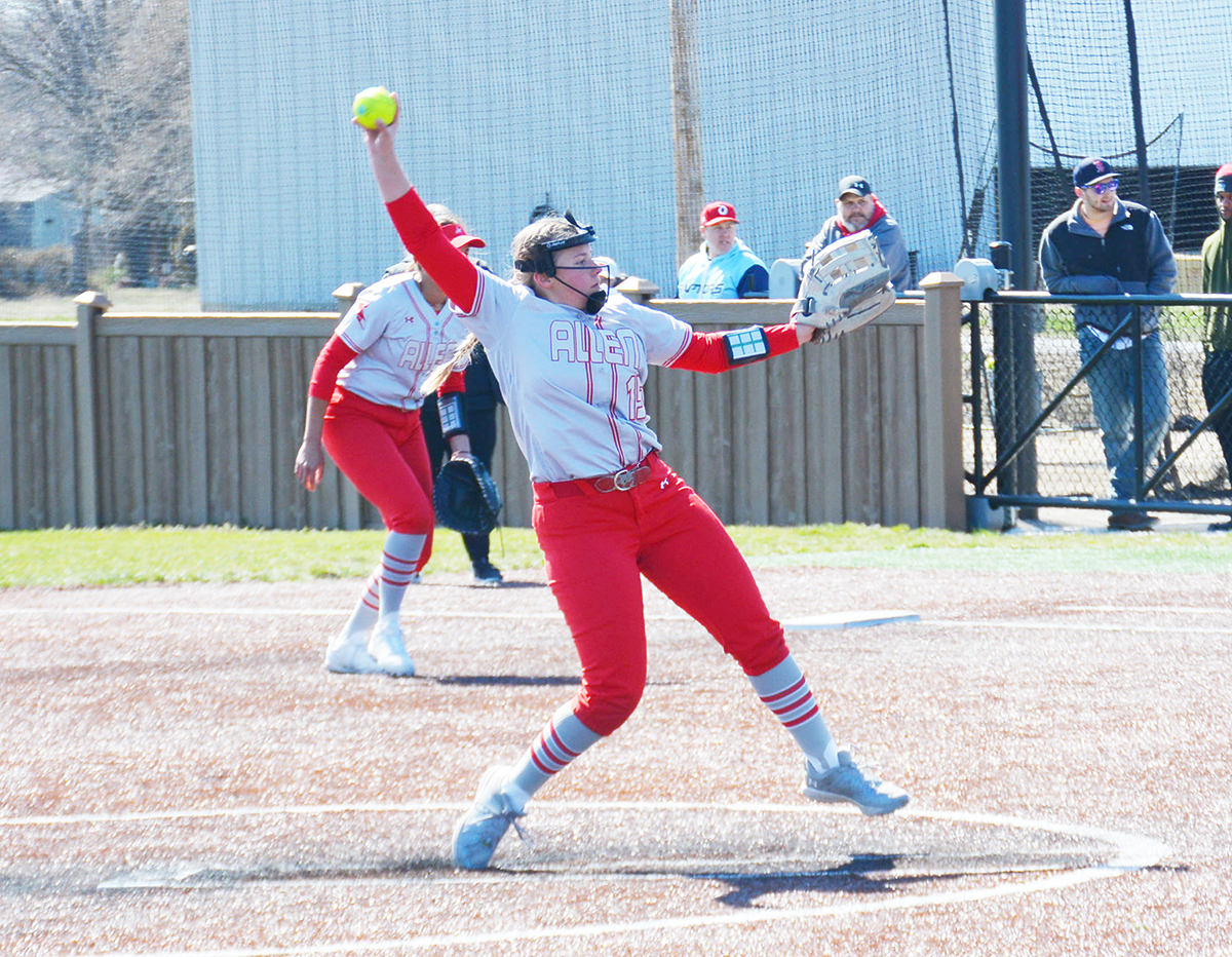 Allen stymied by Indian Hills, 13-2 - The Iola Register
