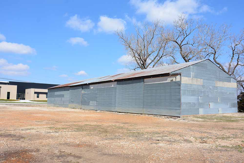 257: Empty building could become activity center - The Iola Register