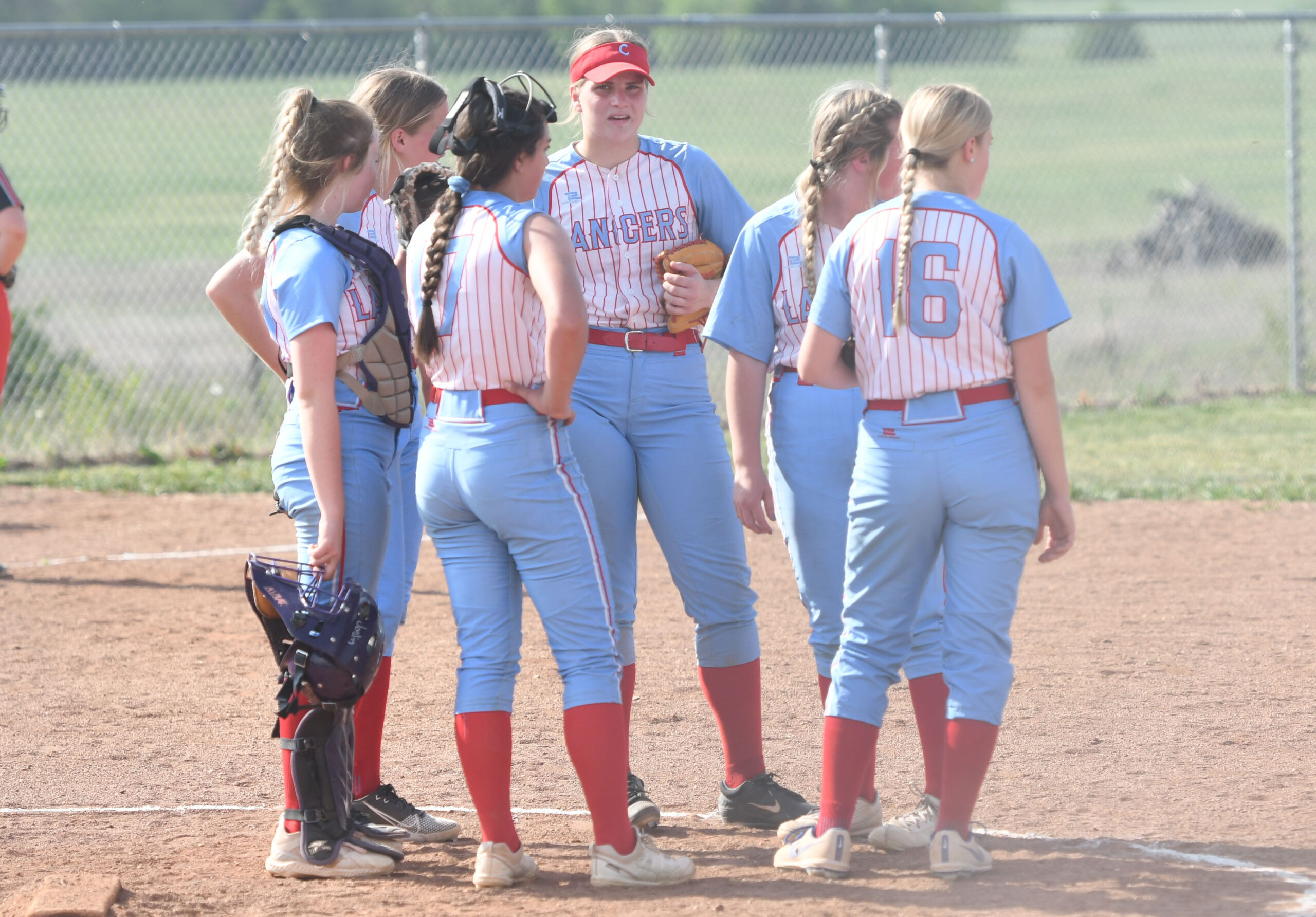 Lady Lancers pick up much needed win - The Iola Register