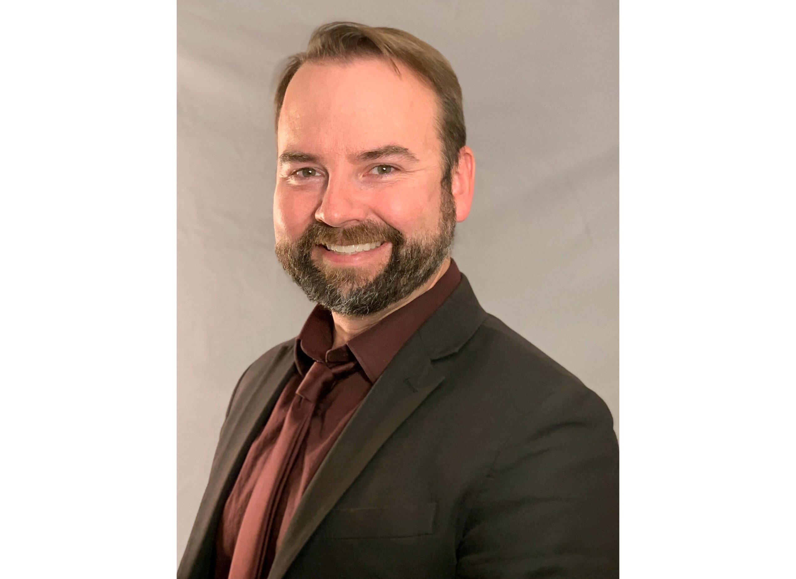 Diehl honored at Hutchinson - The Iola Register