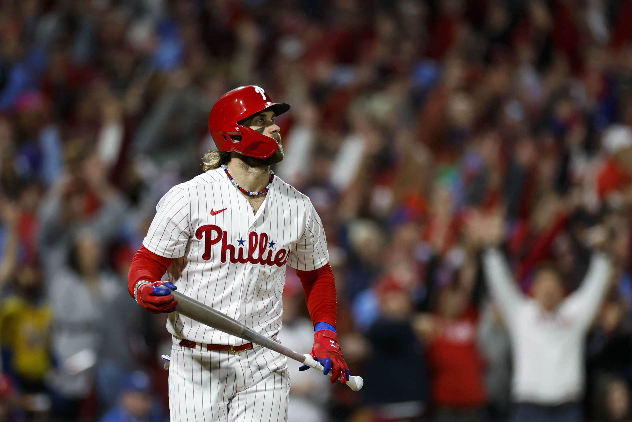 Phillies power past Diamondbacks in NLCS game one - The Iola Register