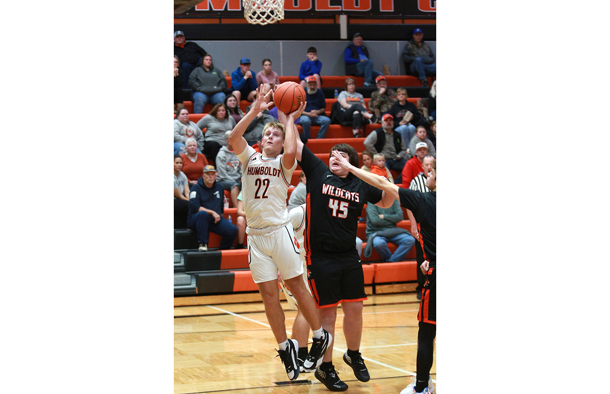 Unbeaten Cubs top Marmaton Valley - The Iola Register