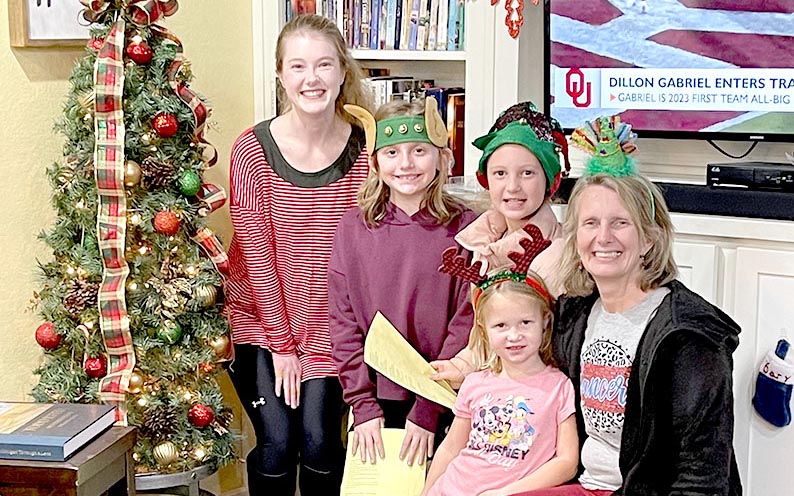 Prairie Dell 4-H Club celebrates the season - The Iola Register