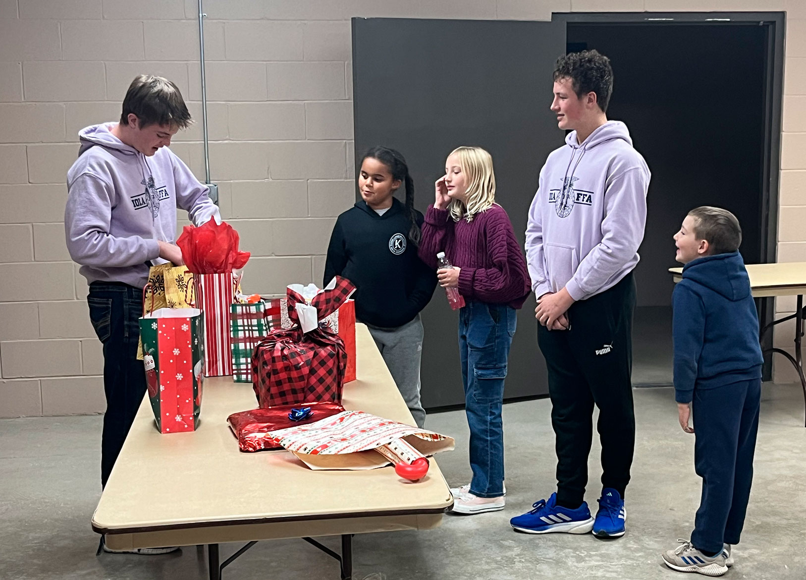4-H Holiday Fun - The Iola Register
