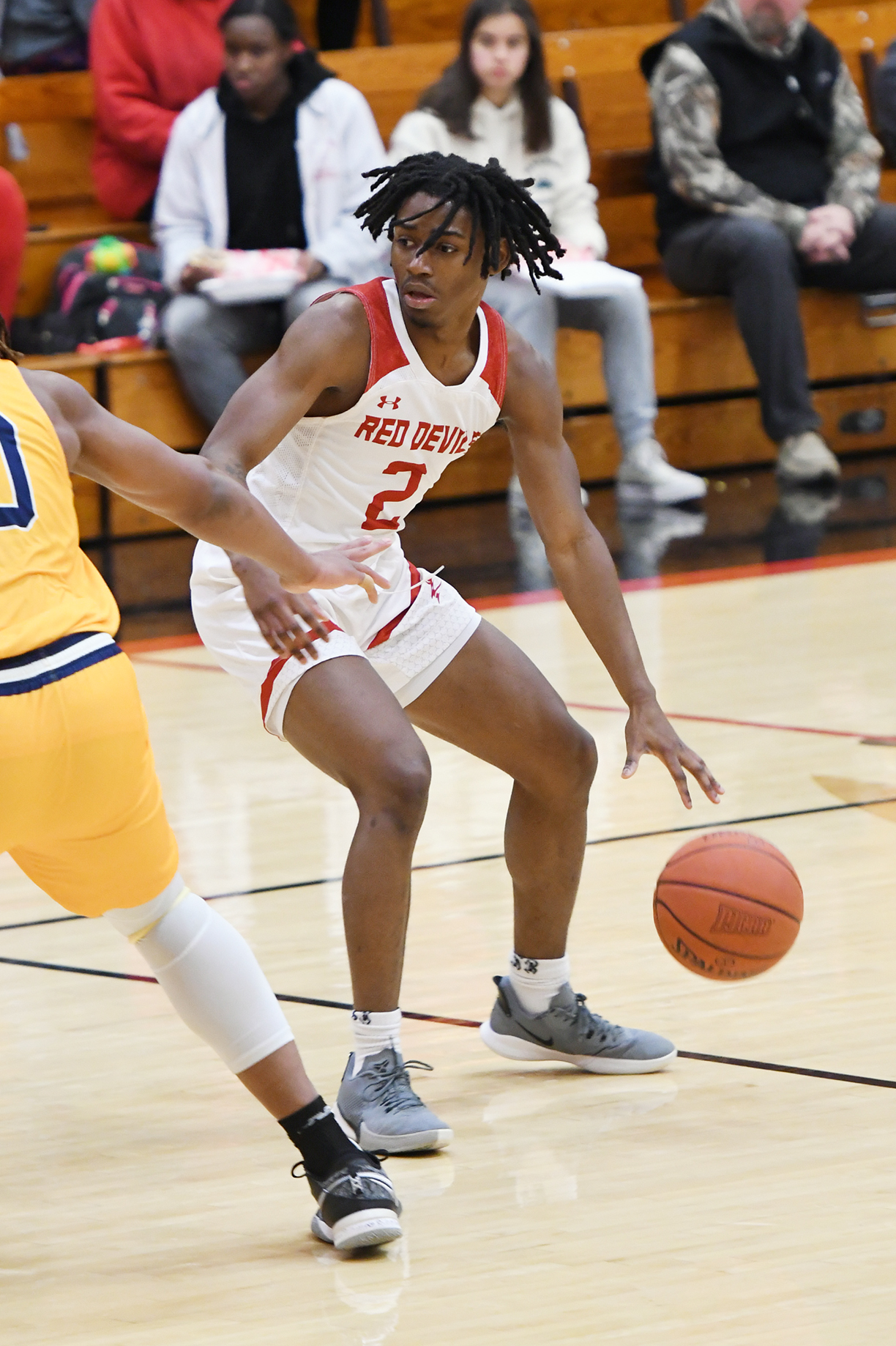 Red Devils snap skid - The Iola Register