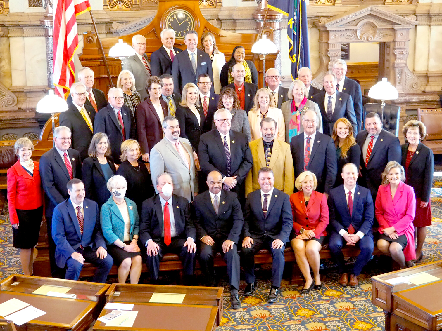 Kansas Senate pay raises on track - The Iola Register