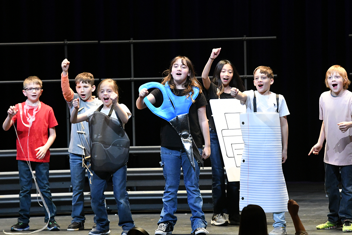 Rock-paper-scissors showdown - The Iola Register