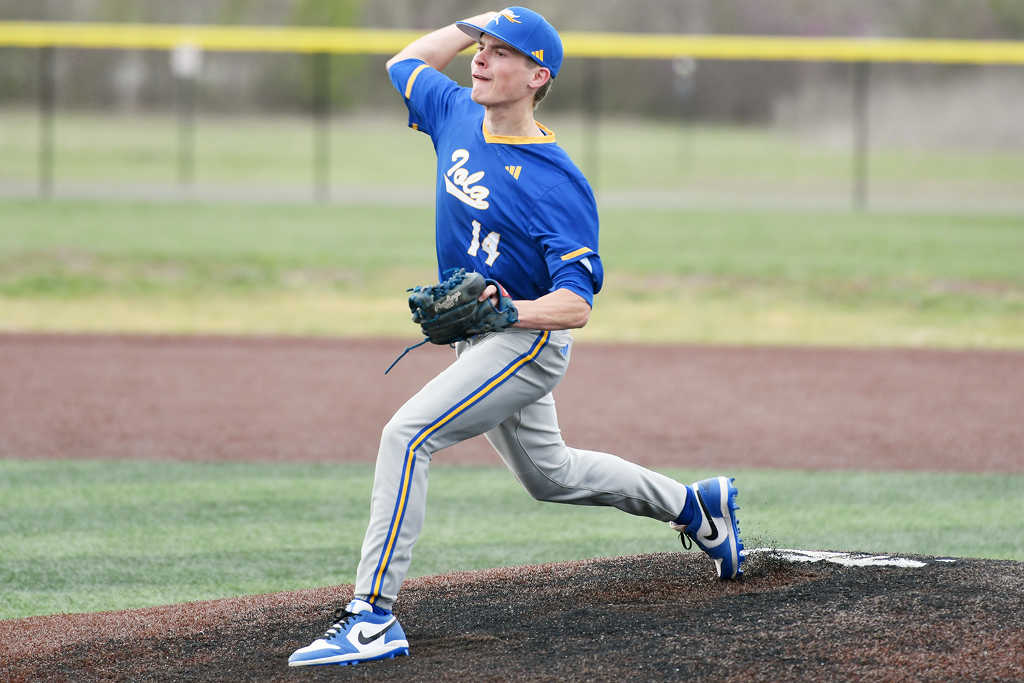 Chanute tops Iola with walk-off - The Iola Register