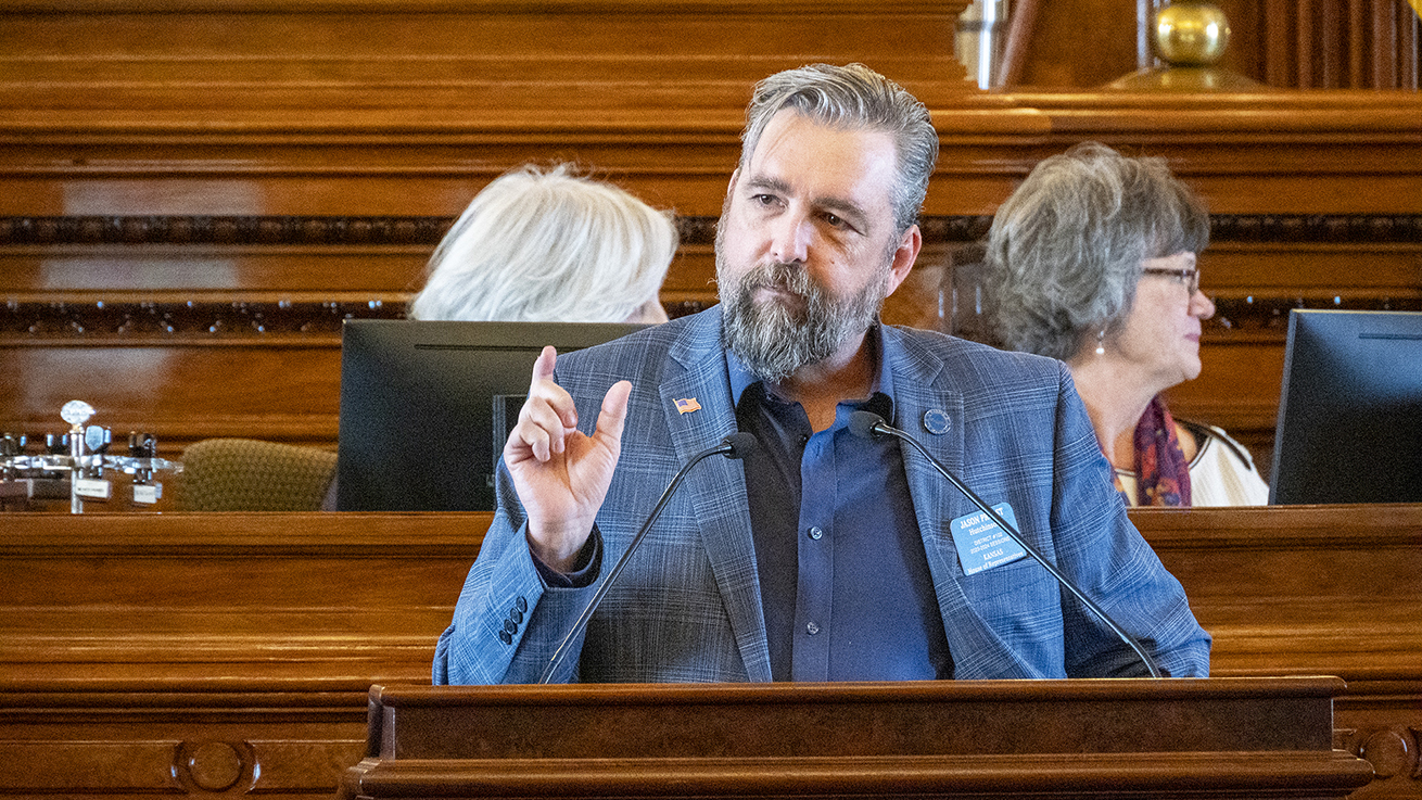 Hutch lawmaker faces challenge - The Iola Register