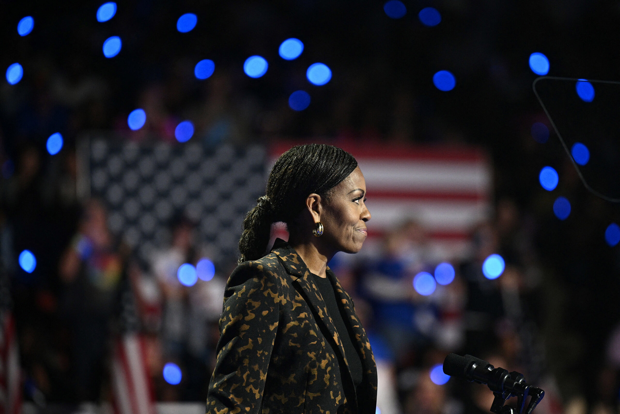 Michelle Obama rallies for Kamala Harris in Michigan - The Iola Register