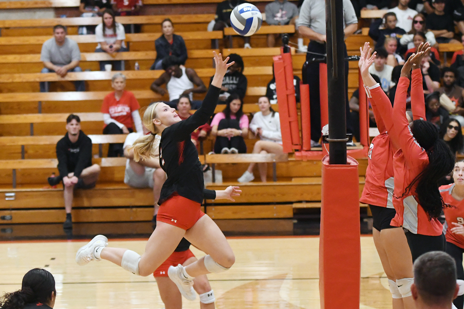 Allen volleyball celebrates sophomores, sweeps Coffeyville - The Iola ...