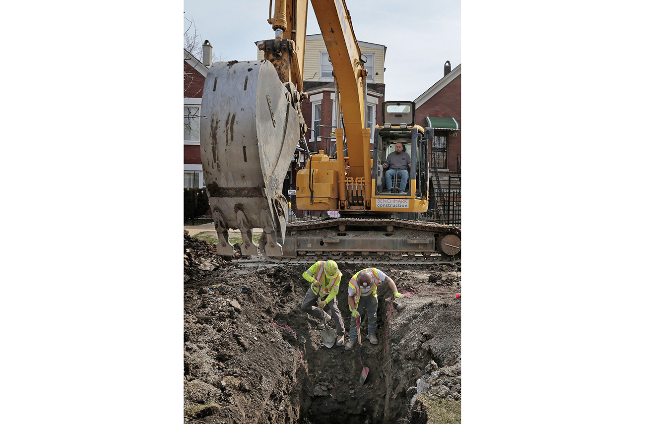 Replacing nation's lead pipes a monumental necessity - The Iola Register