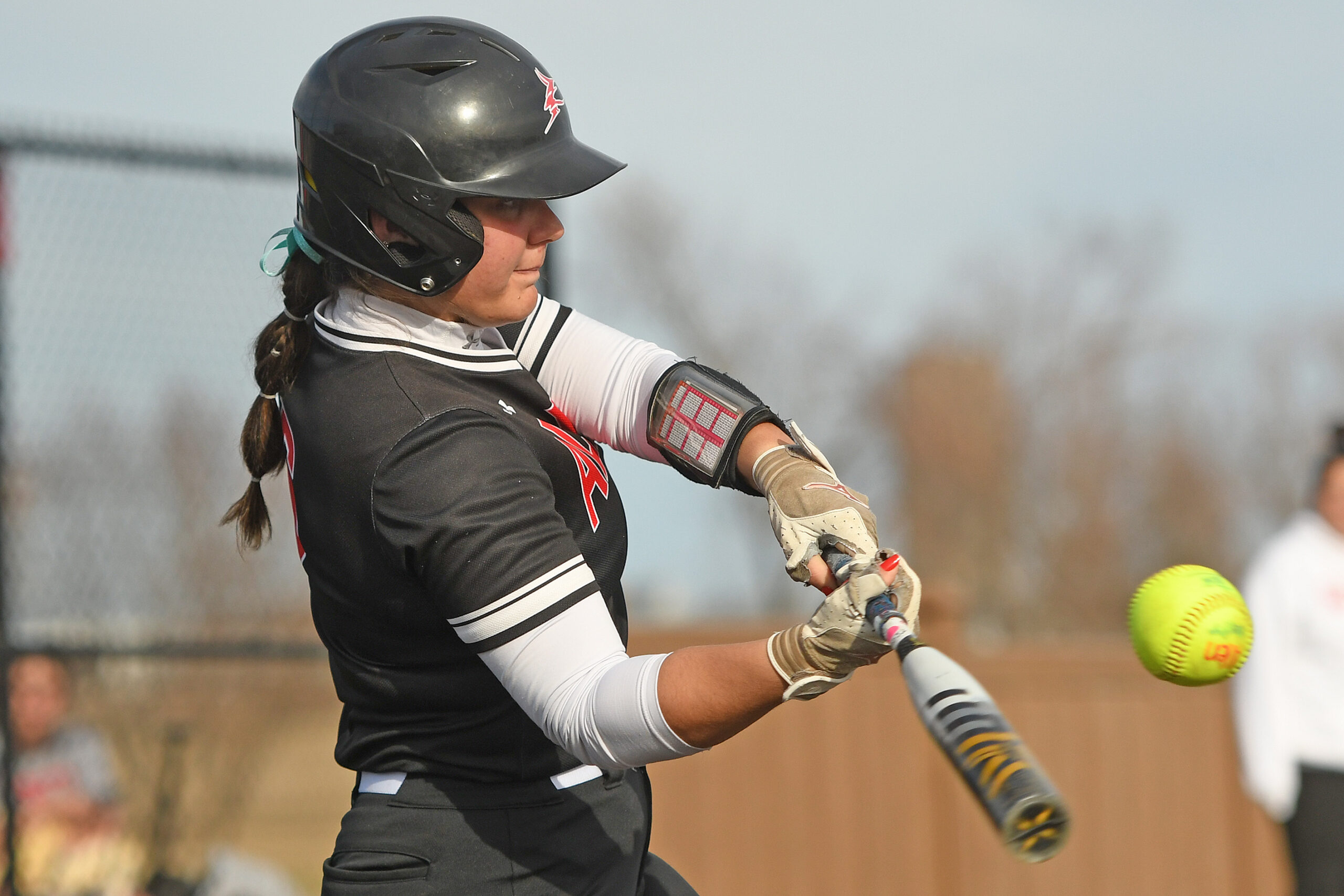 Red Devils win home opener - The Iola Register