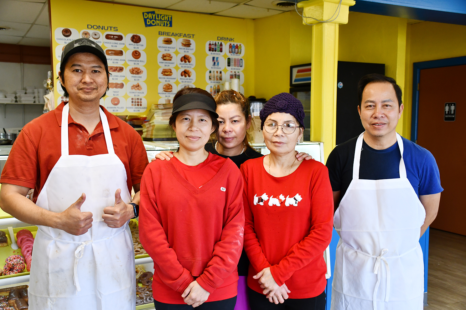 Daylight Donuts reopens - The Iola Register