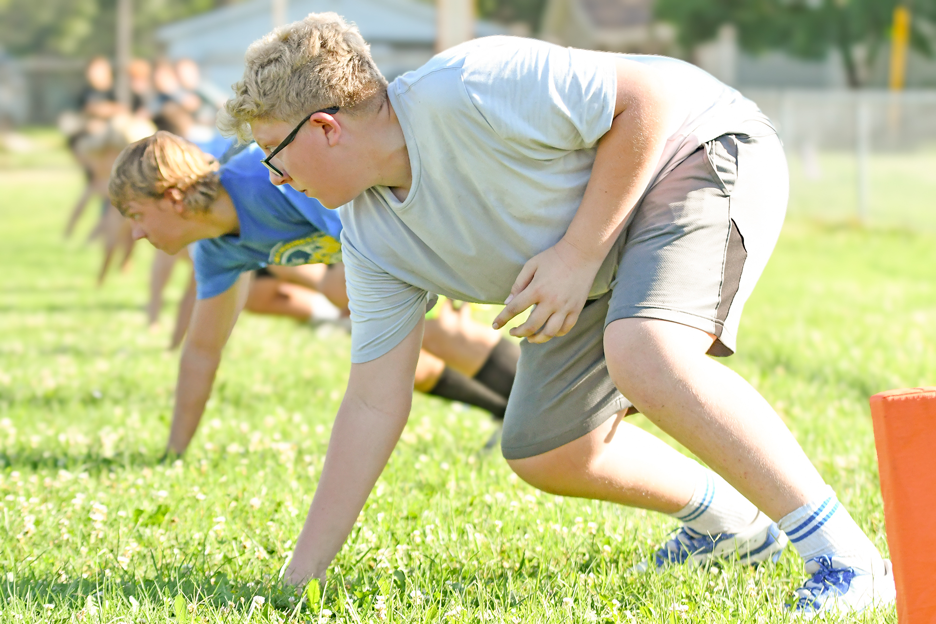 Mustangs kick off football camp at IMS - The Iola Register